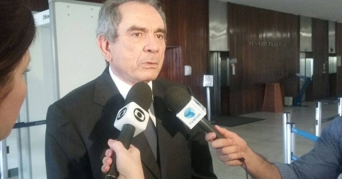 G1 - Senador do PMDB avaliará espaço para defesa de Dilma na comissão ...