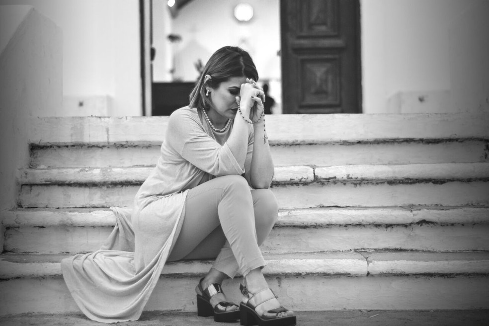 Nina Barbosa é modelo por um dia e comenta experiência no tvtribuna.com ...