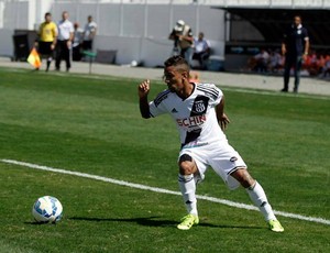 Biro Biro escapa de gancho por "aplausos irônicos" contra árbitro