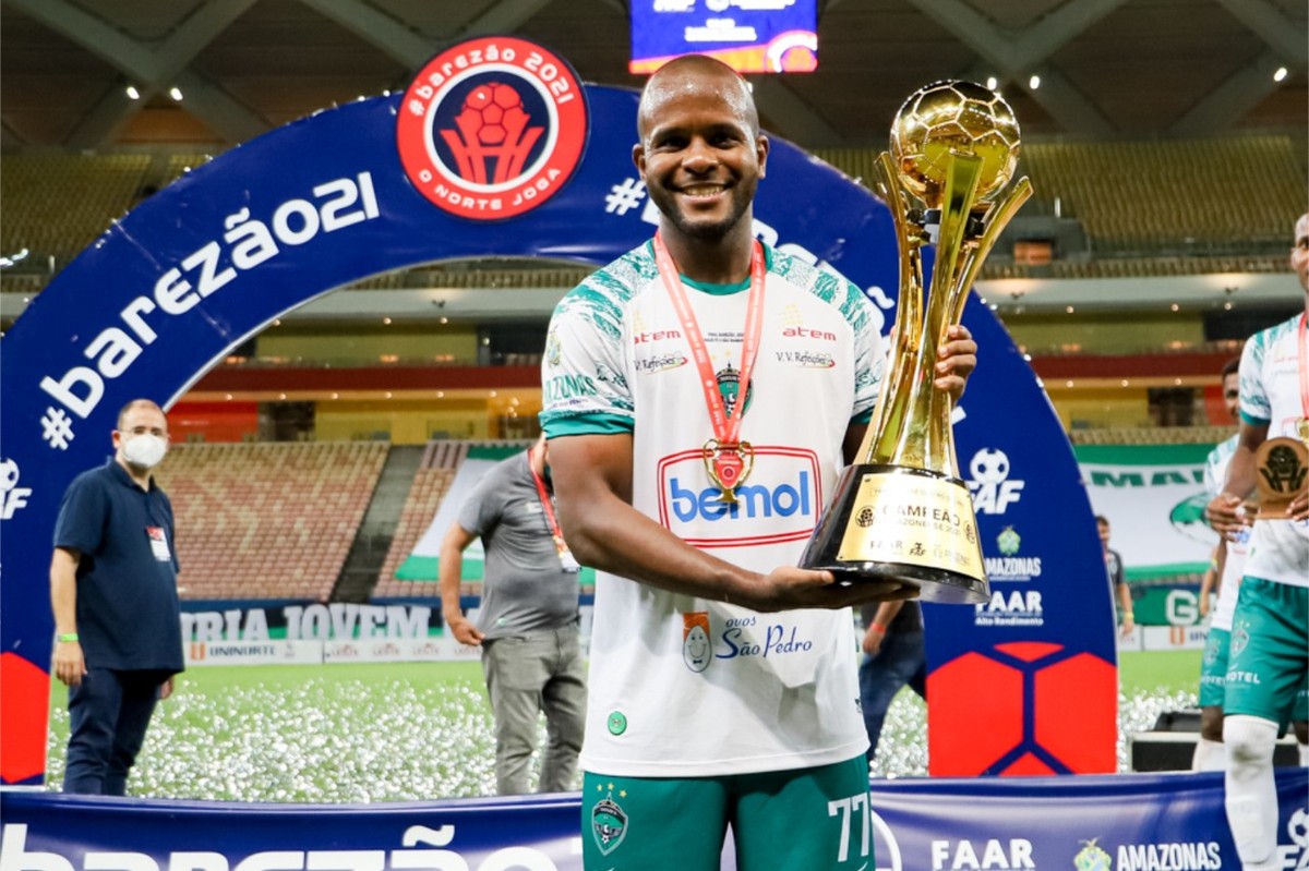 Em fim de contrato, Philip celebra primeiro título no Manaus: "Sou o ...