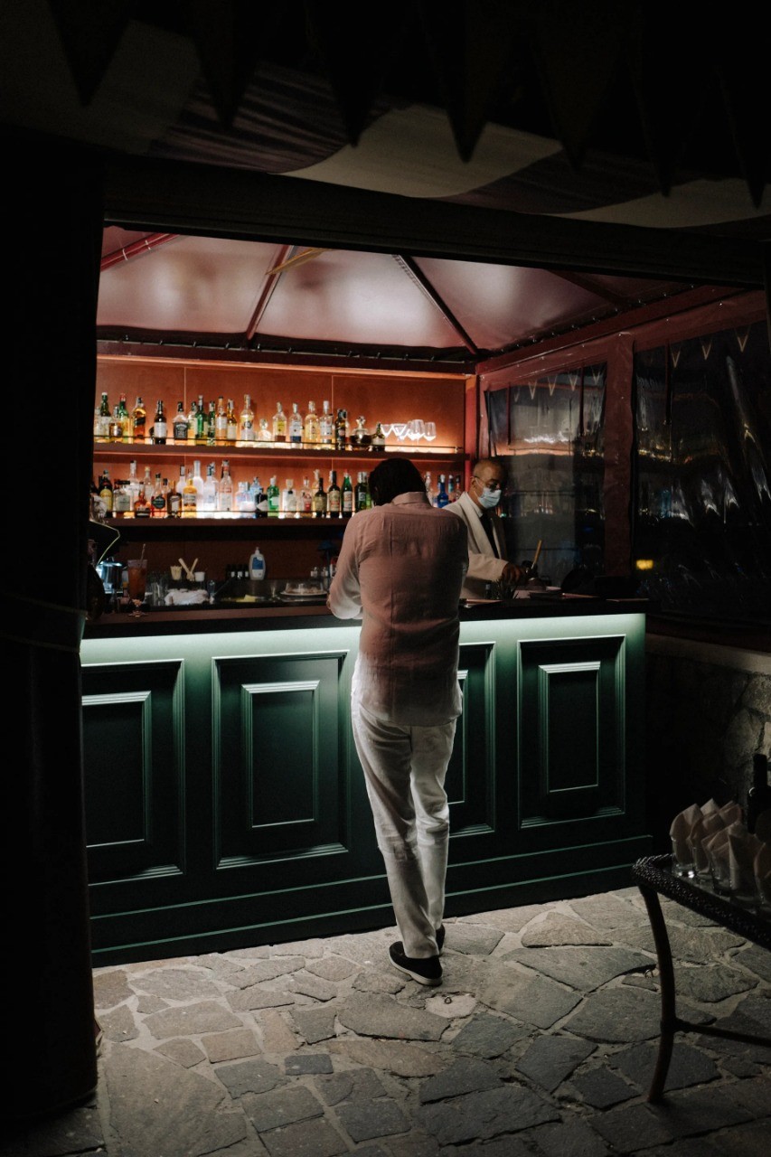 Essa noiva desenhou seu próprio vestido para seu “casamento nas nuvens ...