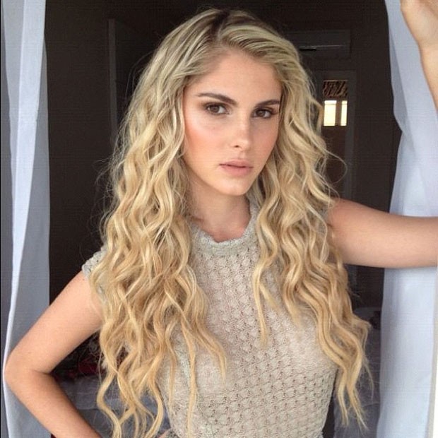 Bárbara Evans publica imagens de trabalho em Búzios - Quem | QUEM News