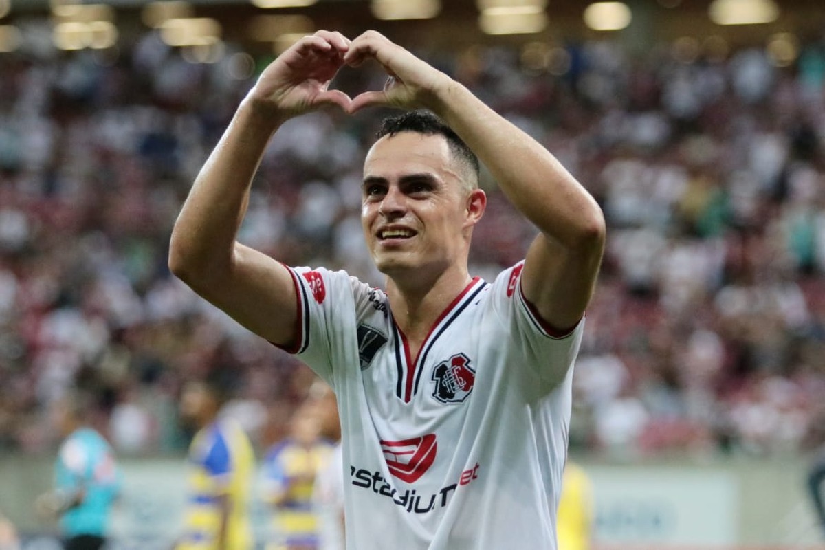 Santa Cruz tenta renovação com Victor Rangel, mas presidente afirma ...