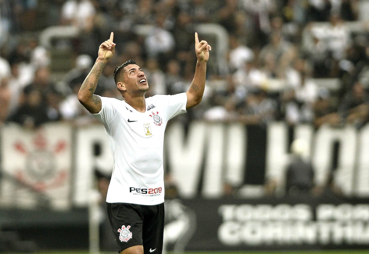 Atuações do Corinthians: Ralf fecha o meio, faz golaço e garante empate ...