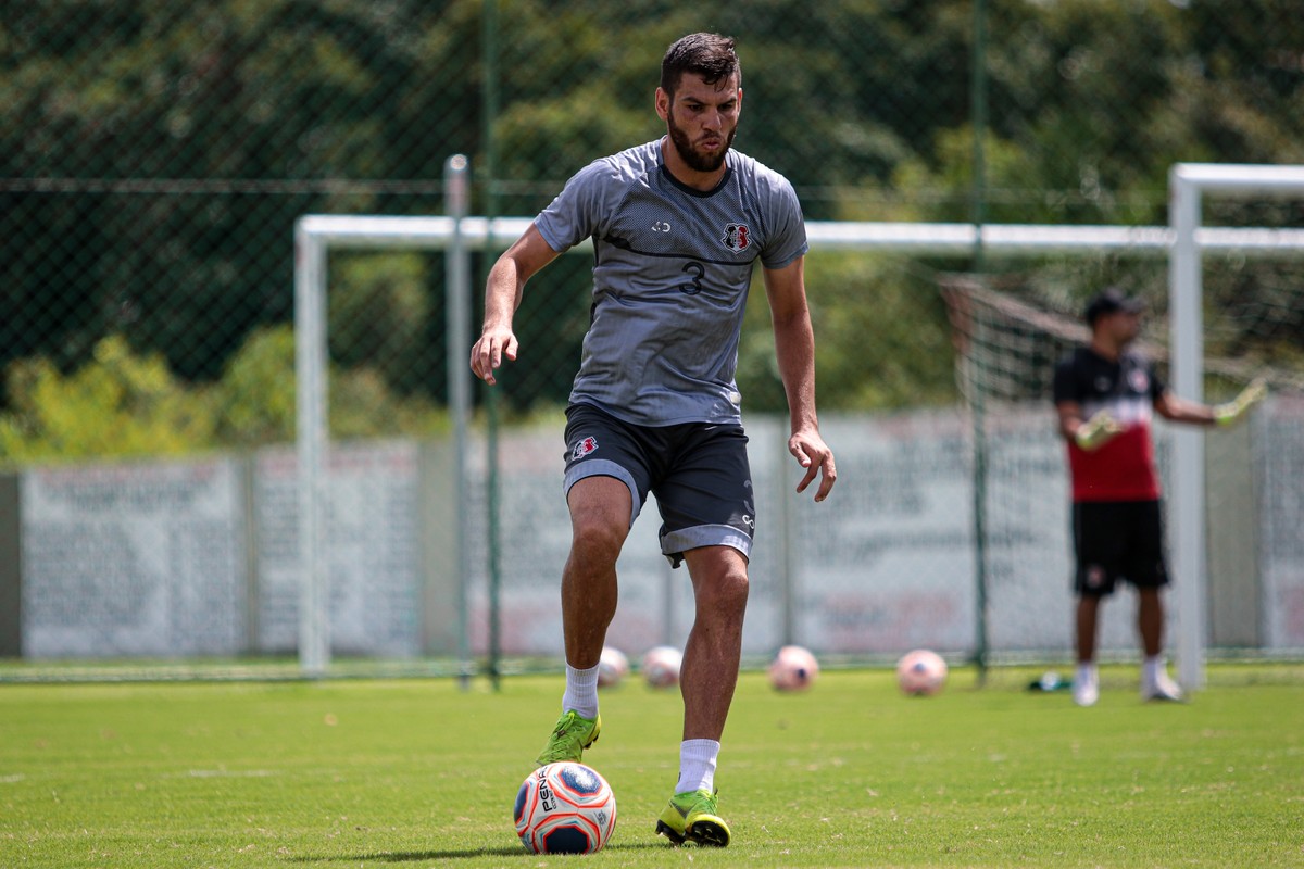 William Alves admite início difícil no Santa Cruz: "Não estamos no ...