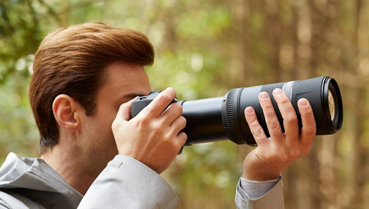 Canon lança novas câmeras profissionais EOS R5 e EOS R6 com vídeos até ...