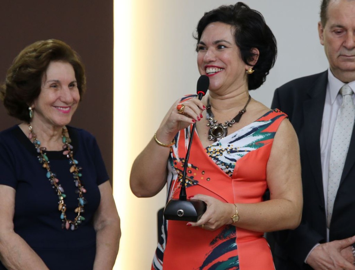 Com 76 votos e candidatura única, Kátia Rejane é a nova procuradora ...