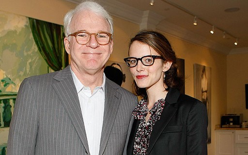 Ator Steve Martin é pai pela primeira vez aos 67 anos - Revista Marie ...