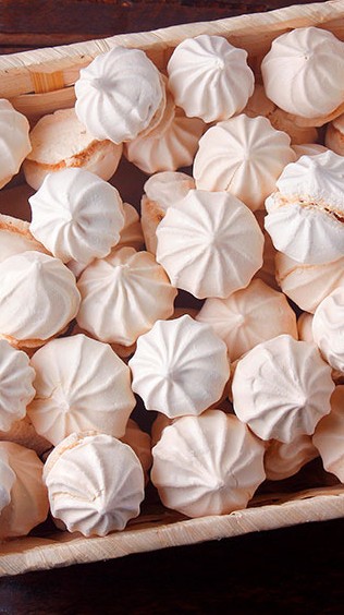 6 receitas de suspiro para comer em casa ou vender na rua | Cardápios ...