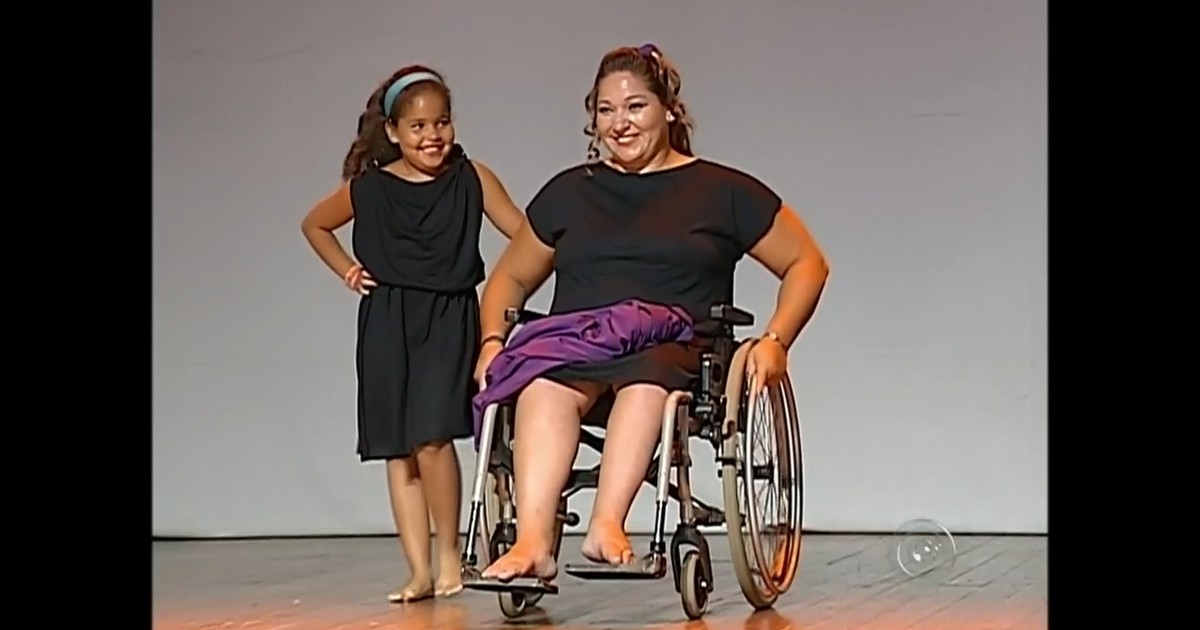 G1 - Cadeirantes mostram moda adaptada em desfile especial em Bauru ...