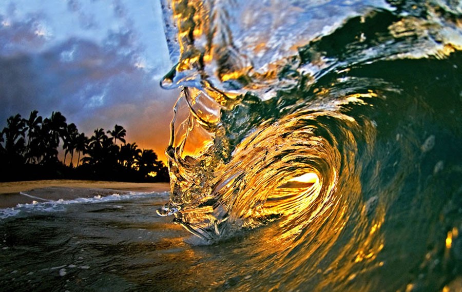 CHROMATIC WAVES NOW | BeautifulNow