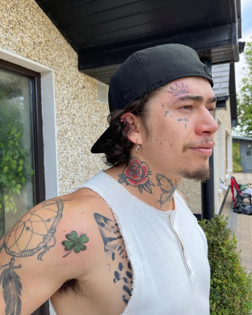 Whindersson Nunes faz nova tatuagem no rosto; saiba qual - Primeira Hora