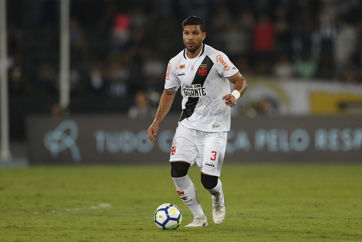 Bocanegra, ex-Vasco e Sport, acerta com o Paysandu para temporada 2023: "Será um imenso prazer ...