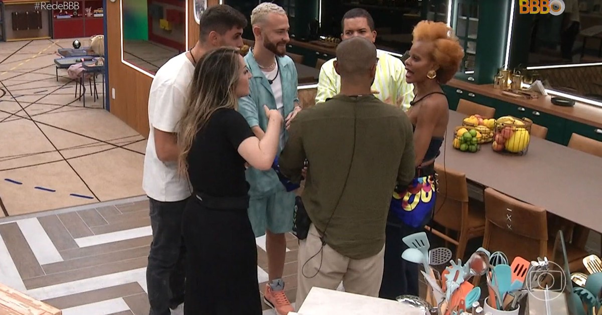 'BBB 23' começa com participantes com mãos amarradas em duplas | TV e ...