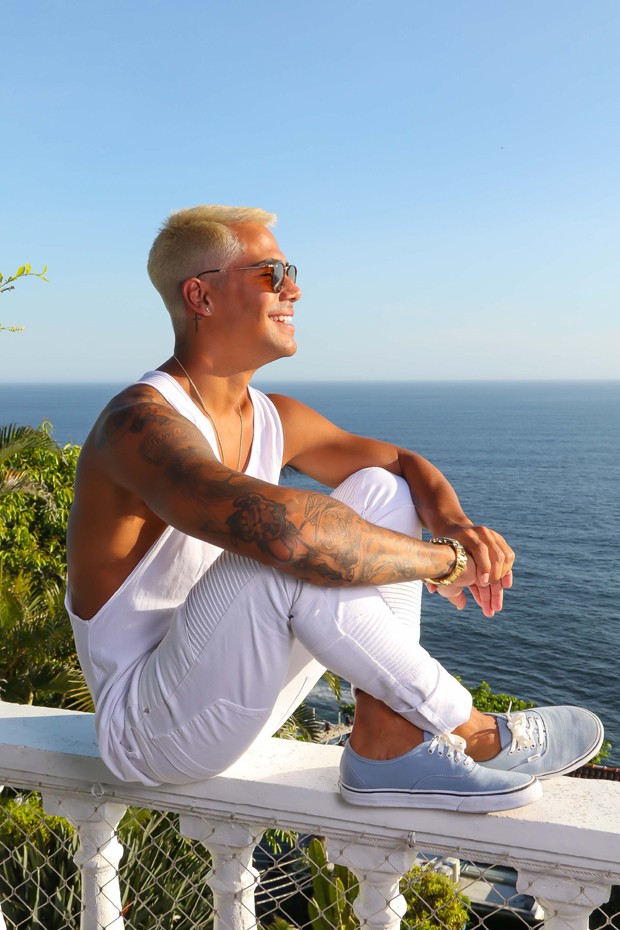 Micael fala sobre carreira e parceria com Anitta: "Ela entende o que a ...