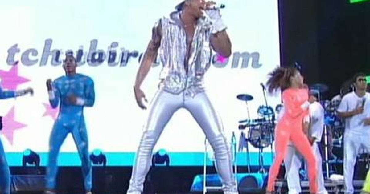 G1 - Parangolé usa Restart como inspiração para fazer novo figurino ...