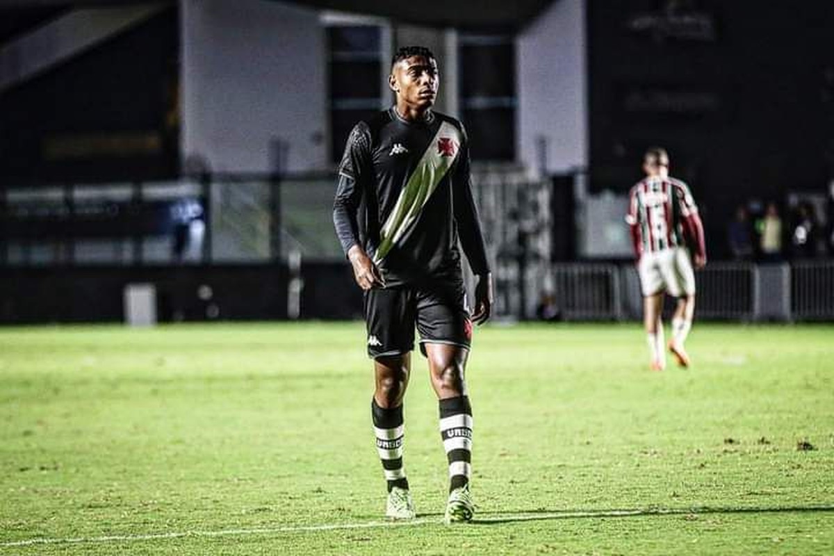 Lyncon se torna líder do Vasco no Sub-17 e exemplo para a comunidade ...
