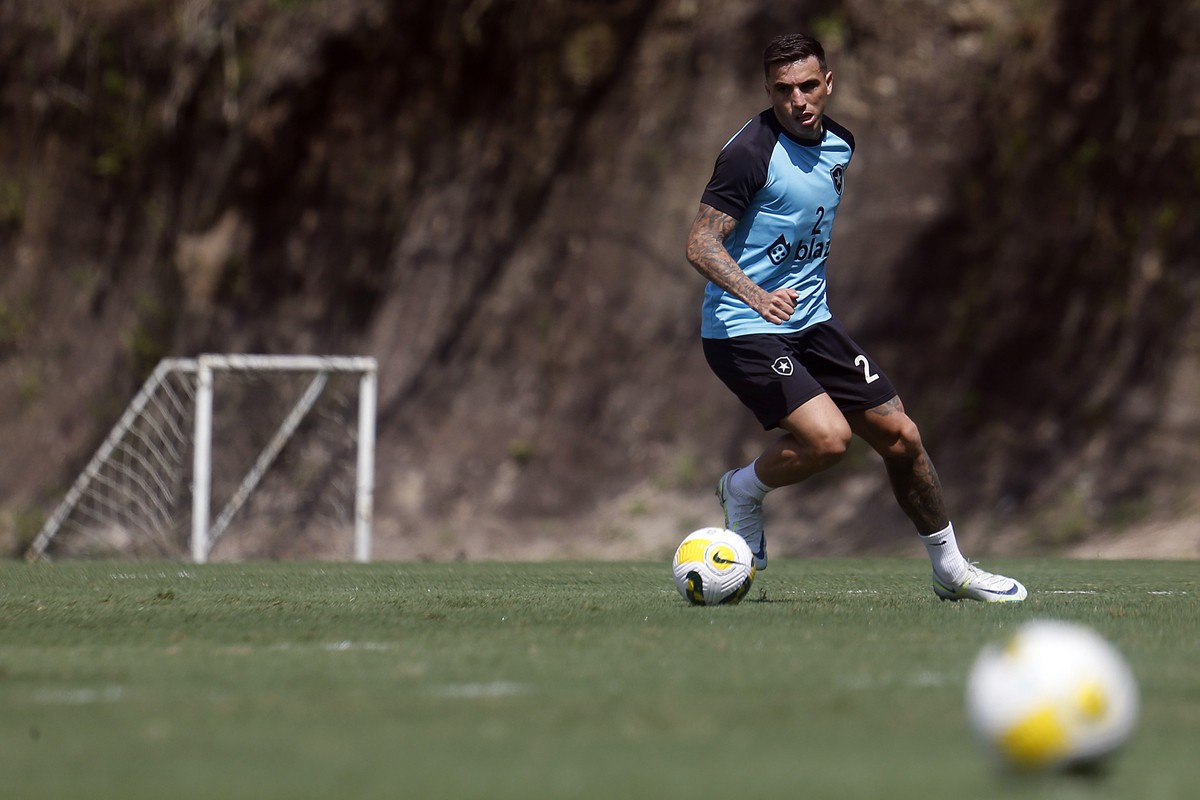 Saravia se despede do Botafogo: "Obrigado por tudo" | botafogo | ge