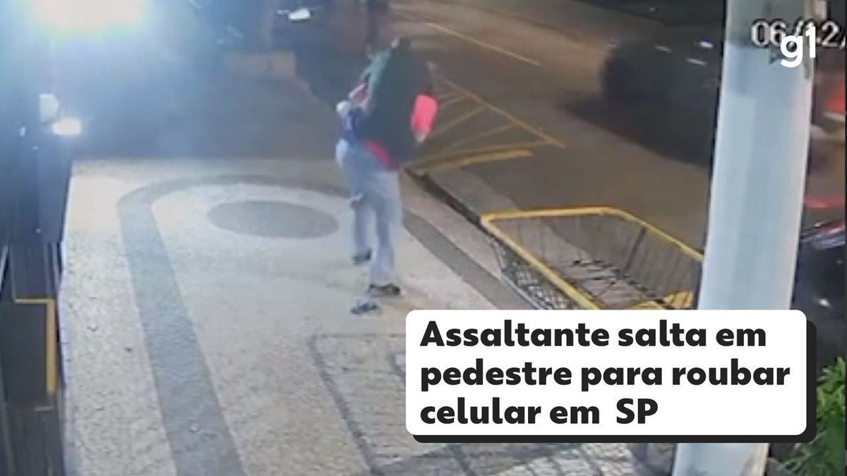 Assaltante Pula Nas Costas De Pedestre Dá Mata Leão E Rouba Celular