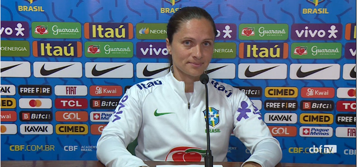 Simone Jatobá anuncia lista de convocadas da seleção sub-17 para o ...