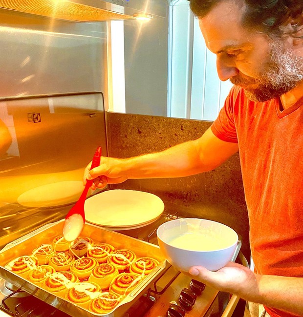 Rodrigo Lombardi relembra momento de chef durante a pandemia - Casa e ...