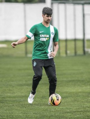 Além de Toloi, Flu tem zagueiro Leandro Almeida, do Coxa, no radar | globoesporte.com