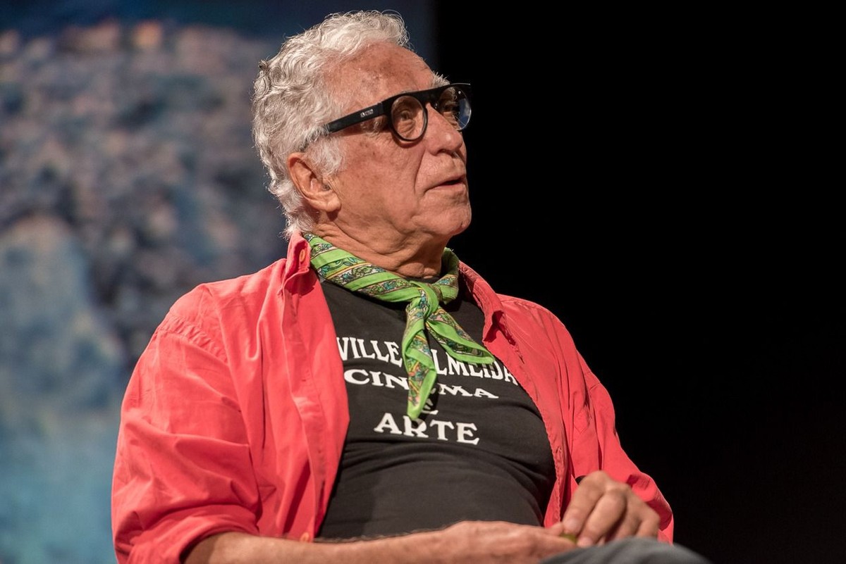 O cineasta Neville D'Almeida participa da 32ª edição do Festival Curta ...