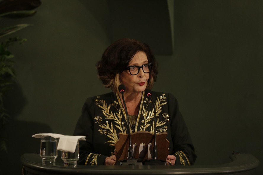 Heloisa Teixeira toma posse na ABL: 'Essa é a primeira vez que acontece ...