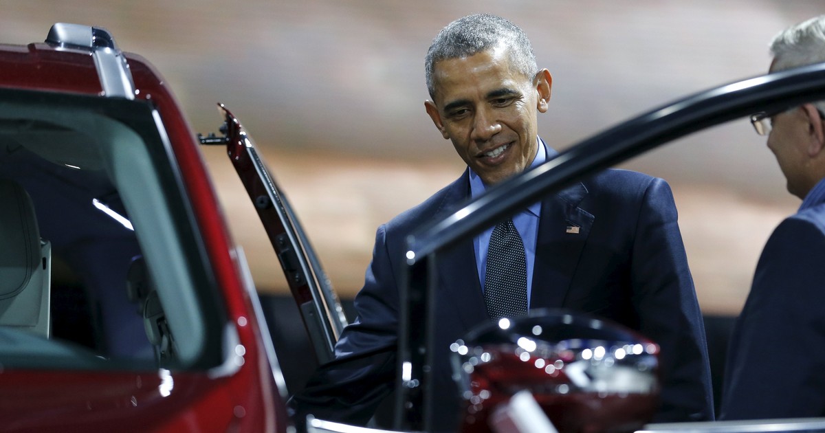 Auto Esporte - Obama visita Salão de Detroit pela 1ª vez: 'Vim comprar ...