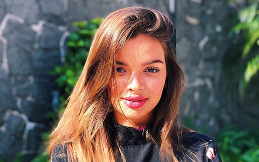 Gabriella Mustafá ensina como manter os cabelos lisos saudáveis e ...