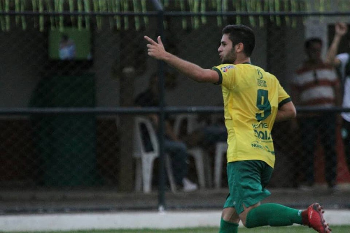 Após "hat-trick" e artilharia na Série B1, jovem Rhainer vibra ...