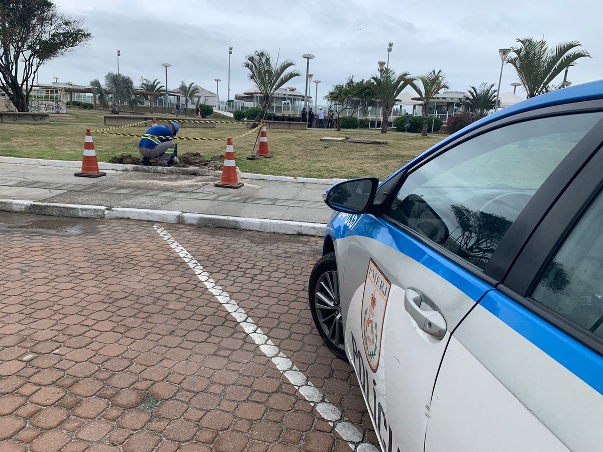 Pela segunda vez, quiosque na Praia do Forte é flagrado furtando água ...