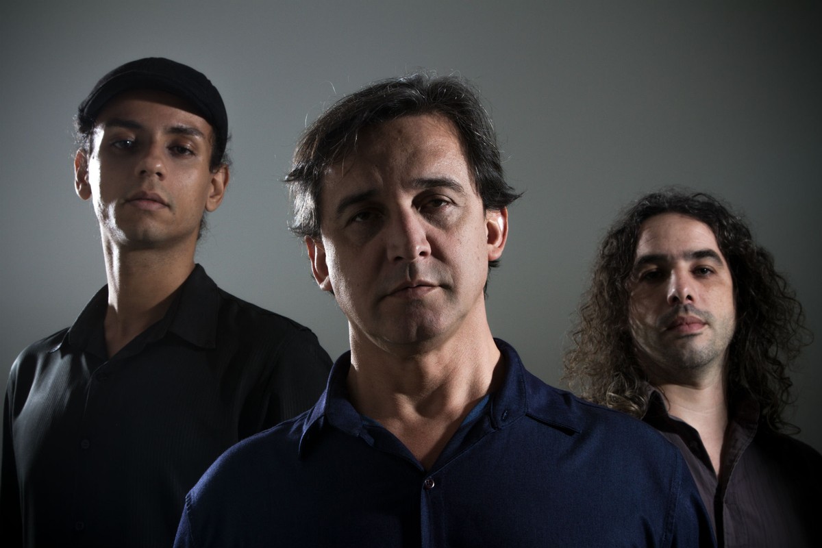 Gean Pierre lança o álbum 'TRIO' em show no Sesc Glória em Vitória ...