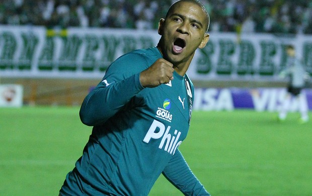 Walter pede fim de brigas entre torcedores do Goiás: 'Atrapalha muito ...