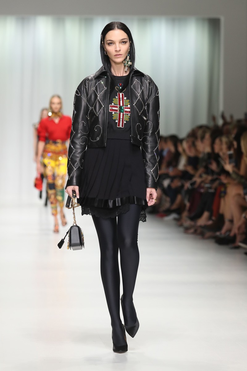 Tribute Collection: edição Limitada de camisetas Versace chega ao ...