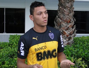 Virtual titular, Alex quer ganhar ainda mais a confiança do técnico ...