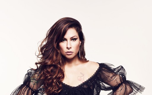 "Admirável Chip Novo", disco de estreia da Pitty, completa 15 anos e ...