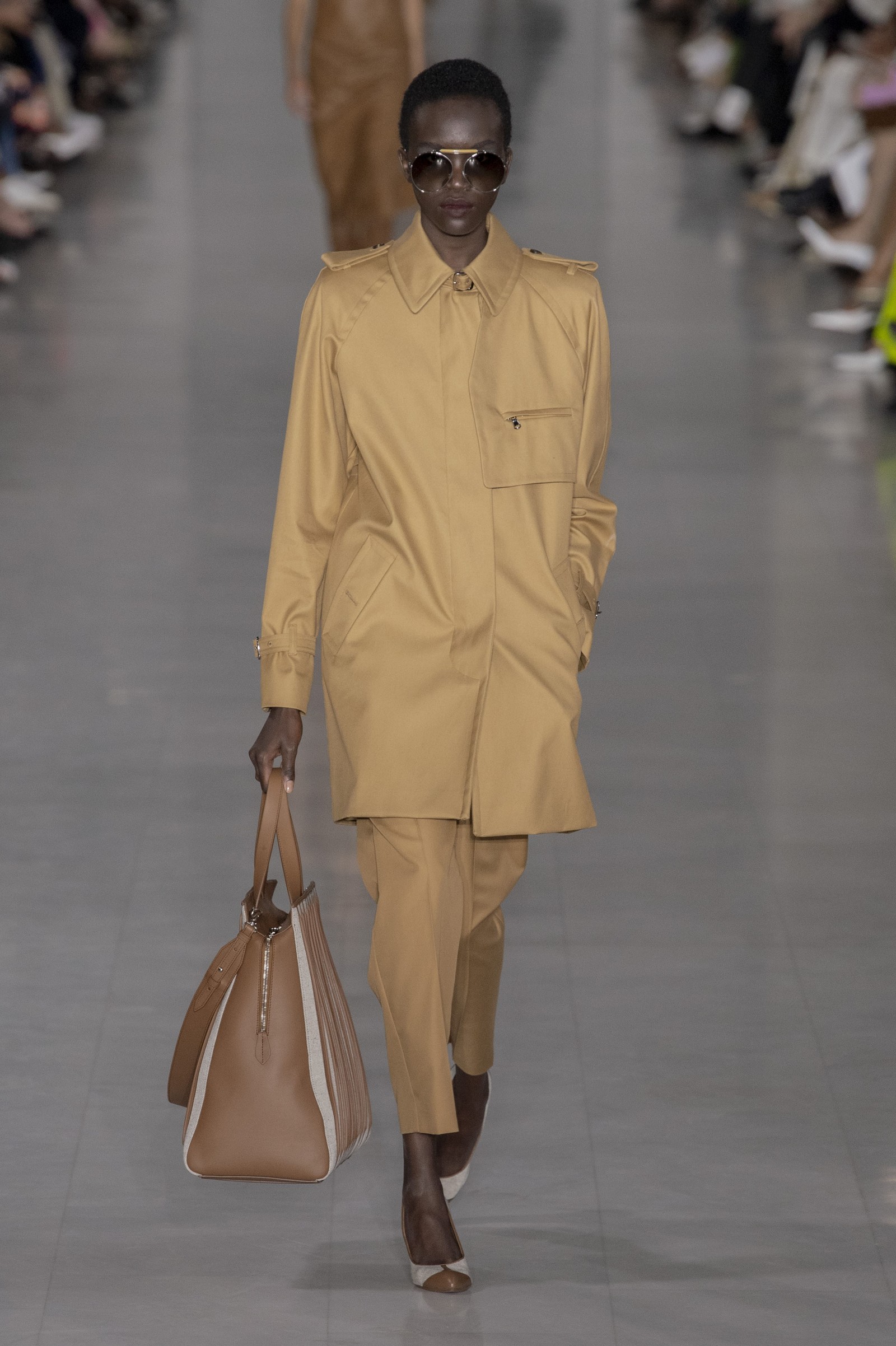 Max Mara | Milão | Verão 2020 | Desfiles | Vogue