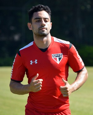 Daniel não convence, mas deve ser mantido no meio-campo do São Paulo