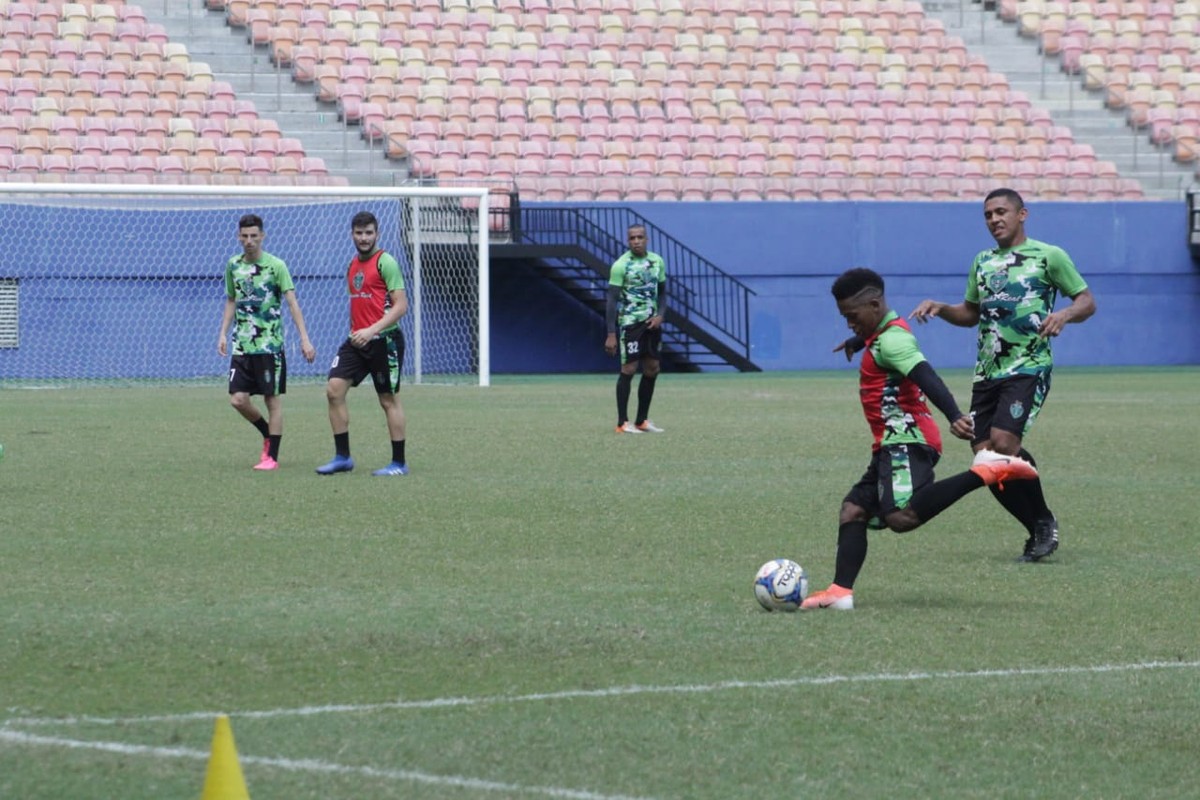 Rossini faz apenas trabalho físico e Patrick nem vai ao treino desta ...