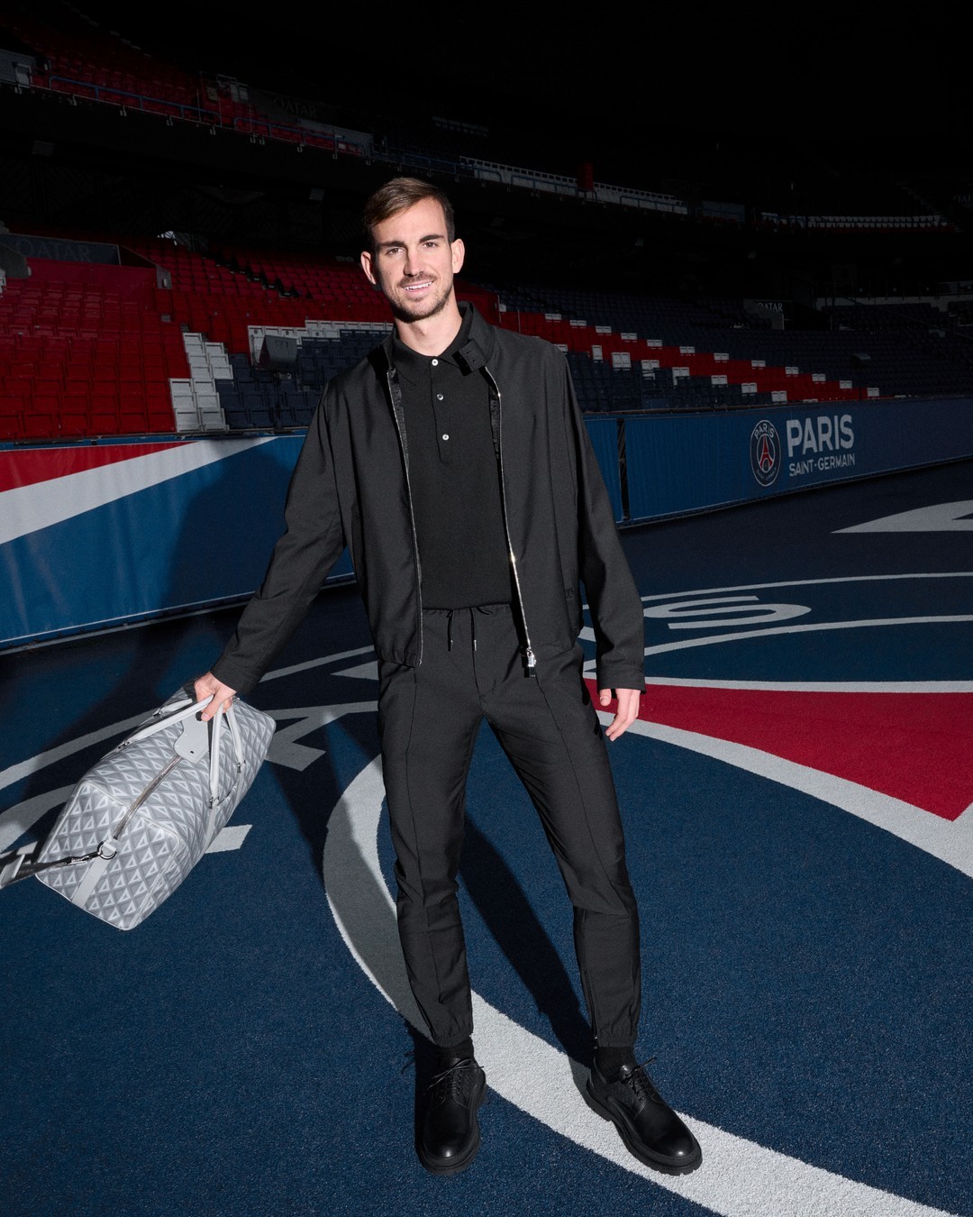 Grife divulga novo guarda-roupa luxuoso do PSG com bastidores | Esporte ...