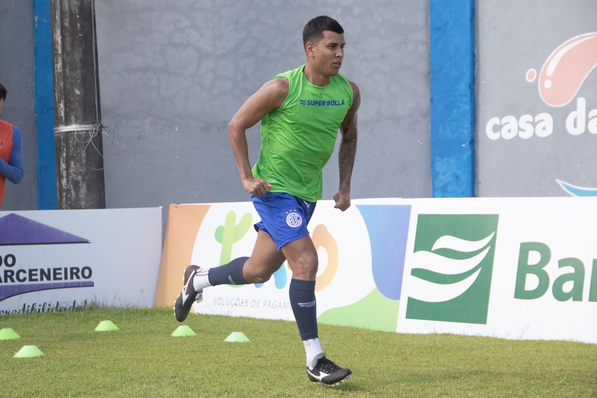 Confiança renova contrato com volante Lucas Gabriel | confiança | ge