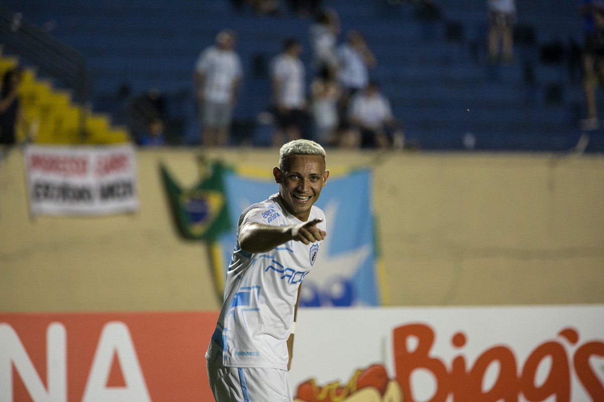 Cirilo é decisivo, faz primeiro gol pelo Londrina e ganha elogio ...