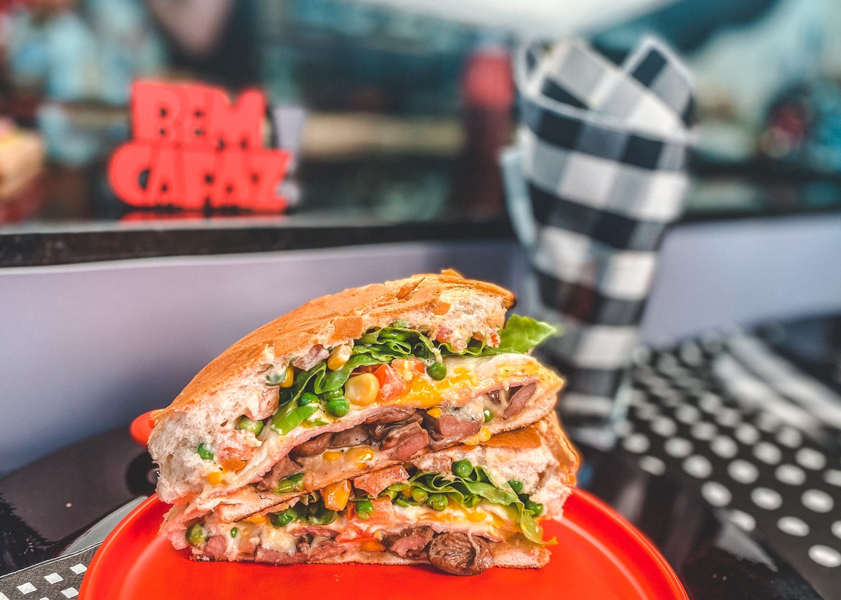 Aprenda a fazer o tradicional xis coração | Destemperados na TV | Receitas