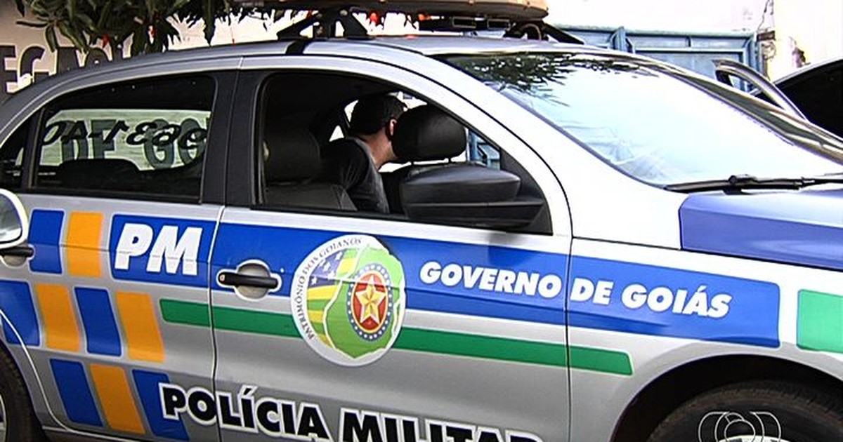 G1 Policial é Detido Suspeito De Ajudar Assaltante Em Roubo De Carro