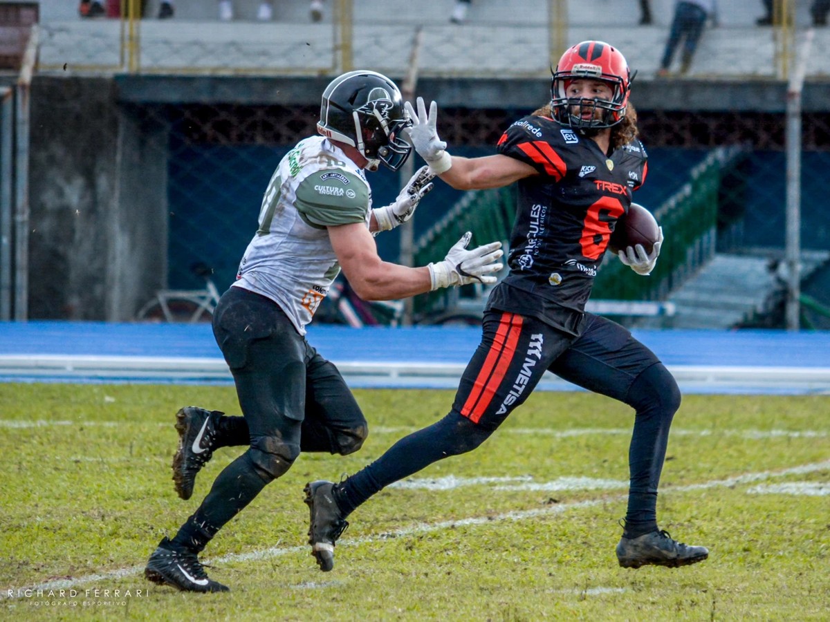 Três atletas do Timbó Rex vão jogar em times da Europa | sc | ge