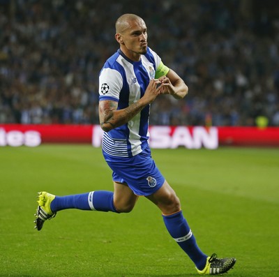 Redação AM: Narrador escolhe música de Caetano para embalar gol do Porto