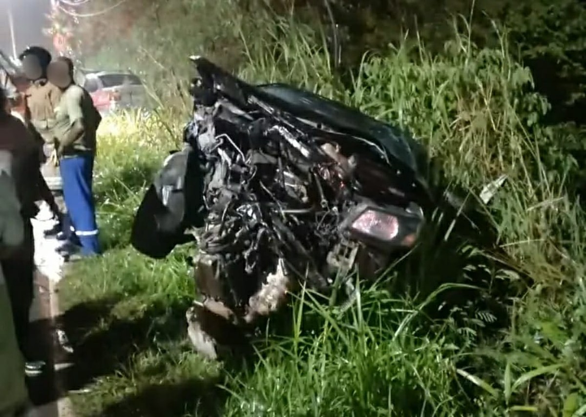 Batida entre dois carros deixa feridos em Volta Redonda | Sul do Rio e Costa Verde | G1