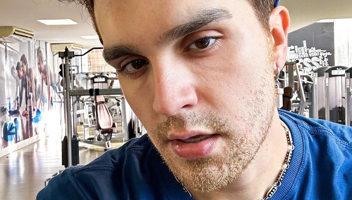 Luan Santana mostra visual de barba, divide opiniões, mas noiva elogia ...
