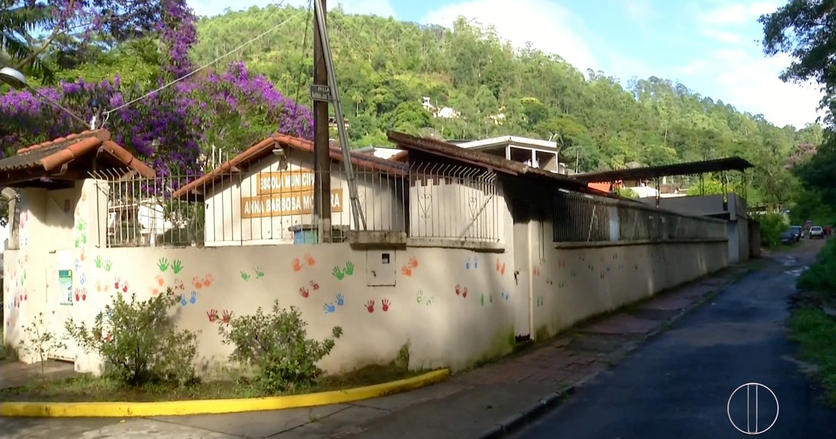 G1 - Mães pedem construção de muro em escola de Nova Friburgo, no RJ ...